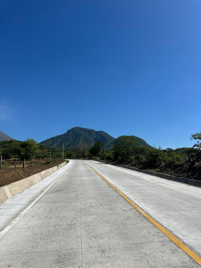 Inauguran tramo de concreto hidráulico en La Nueva Joya-El Chonco