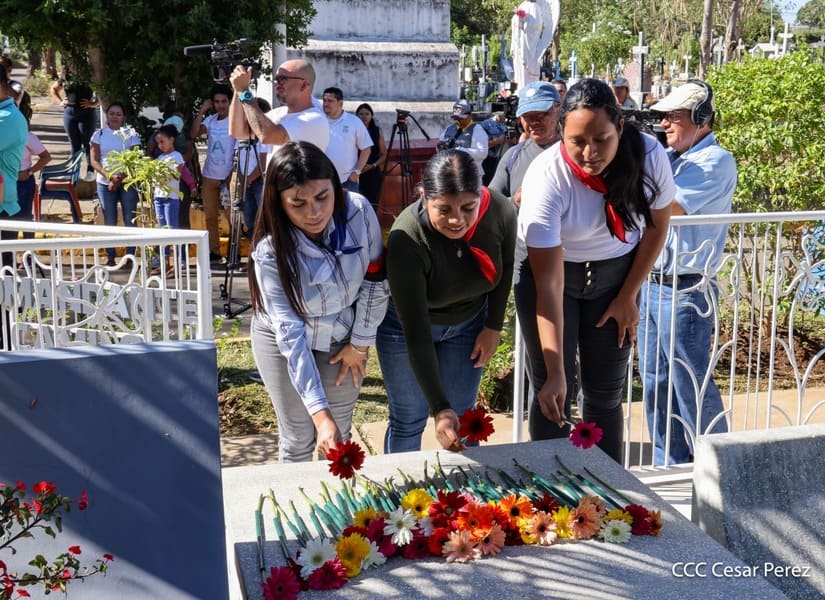JS 19 de Julio rinde homenaje al comandante Camilo Ortega Saavedra